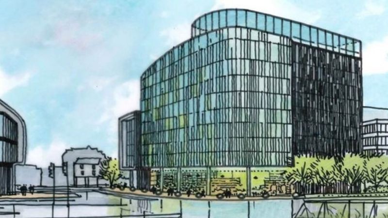 Slough library lends its last book before move - BBC News