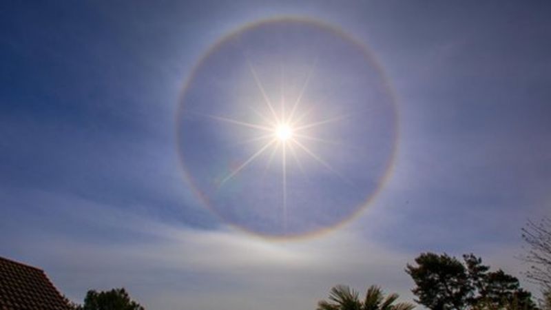 Sun halos, arcs and upside-down rainbows seen across England - BBC News