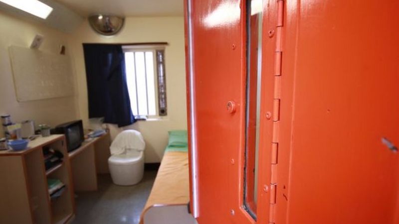 Colton murder accused attempted suicide before, inquest hears - BBC News