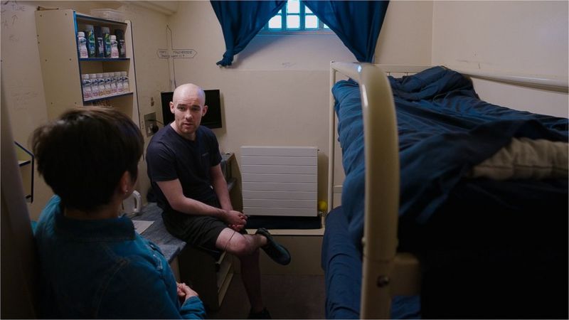 Scottish prison boss says 'we can't take any more' - BBC News