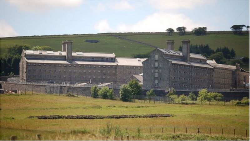 Dartmoor Prison release of inmates 'rushed and poor' - BBC News