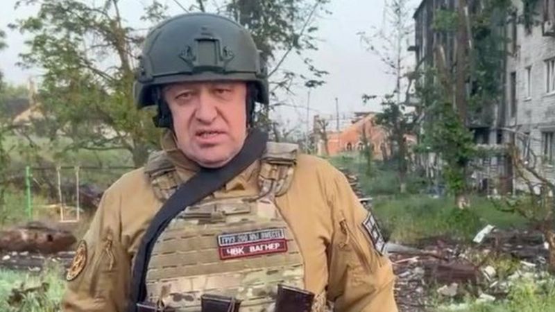 Wagner chief's 24 hours of chaos in Russia - BBC News