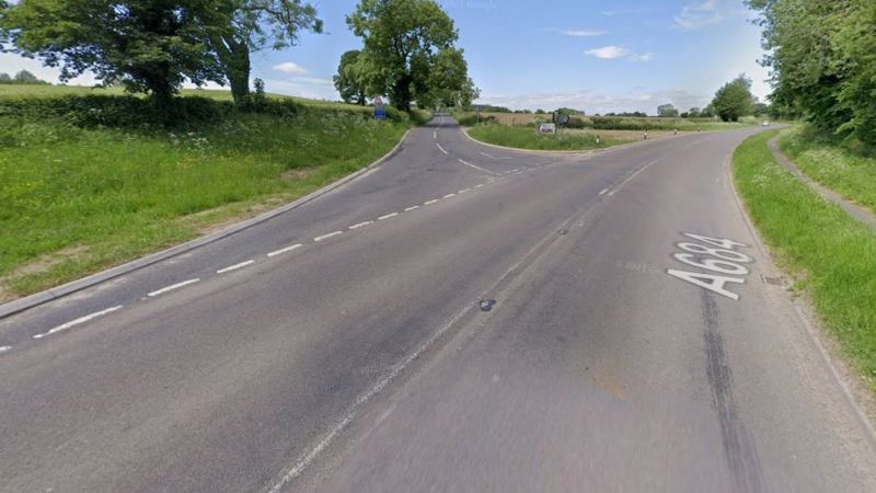Bedale crash: Motorcyclist dies in A684 collision with car - BBC News
