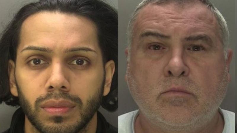 Prada-stamped cocaine blocks sold by gang - BBC News