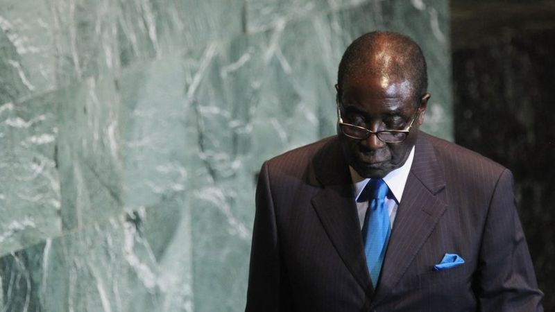 In pictures: The life of Robert Mugabe - BBC News