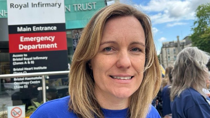 Striking radiographers across the West under 'huge pressure' - BBC News