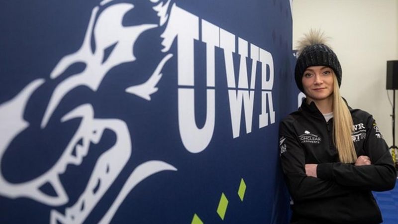 Motorsport was a man’s world - Wolverhampton racer - BBC News