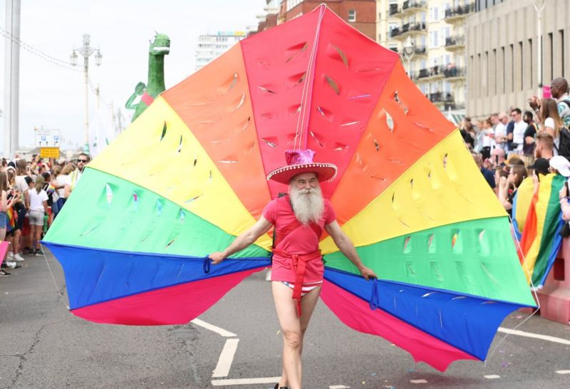 Brighton Pride: Thousands flock to city for parade and music - BBC News