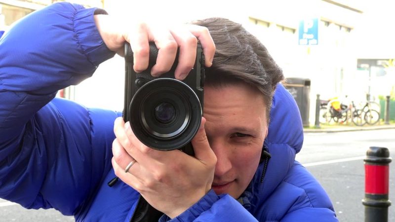 Plymouth photographic census captures faces of Stoke Village - BBC News