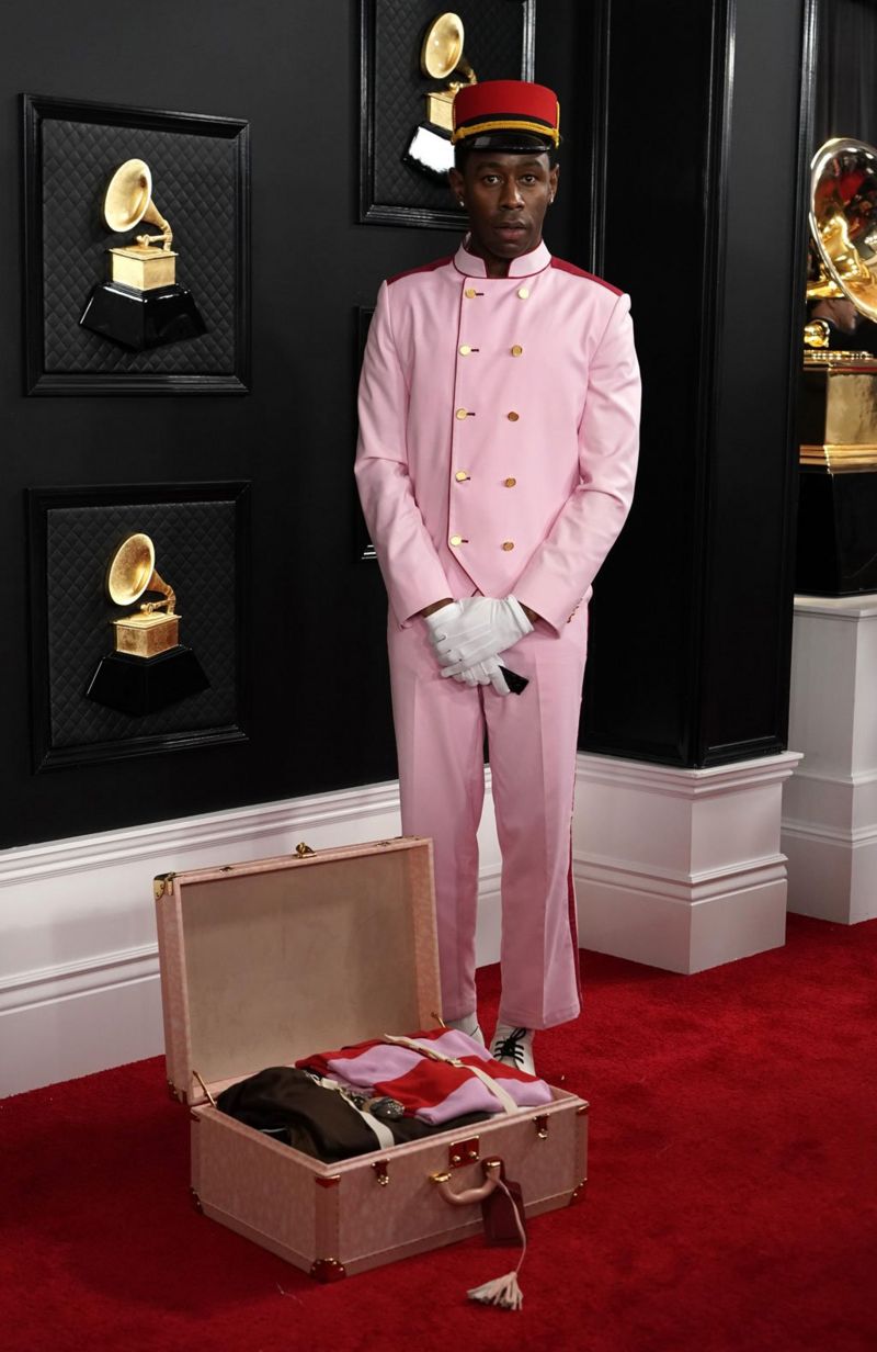 Grammys 2020: Red carpet in pictures - BBC News