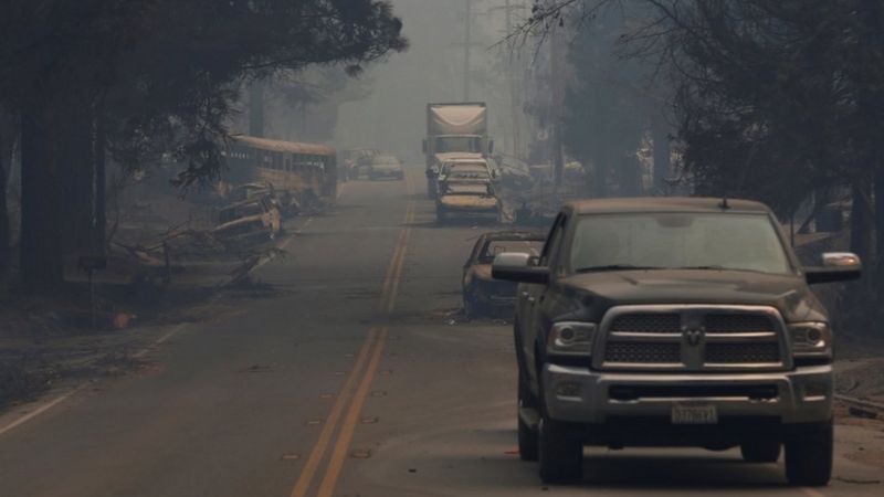 Paradise: Before and after the town's wildfire destruction - BBC News