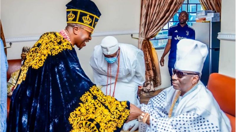 Oluwo, Olúgbò àtàwọn Ọba alayé míì ṣàbẹ̀wò sí Gómìnà ìpínlẹ̀ Eko, Oba ...