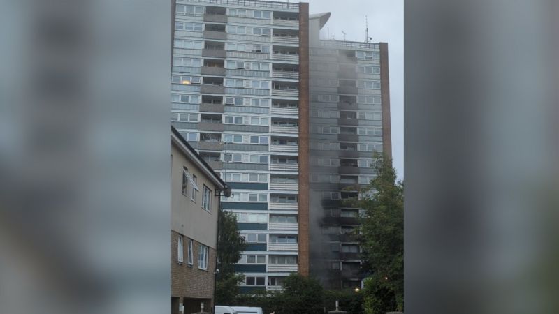 Watford tower block fire sees 94 flats evacuated - BBC News