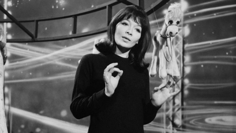Juliette Gréco: Doyenne of French singers dies at 93 - BBC News