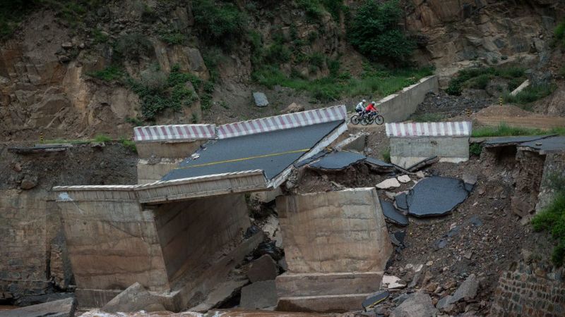 Is India-China race to build damaging the Himalayas? - BBC News