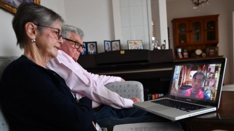 Coronavirus: World celebrates Easter despite lockdown - BBC News