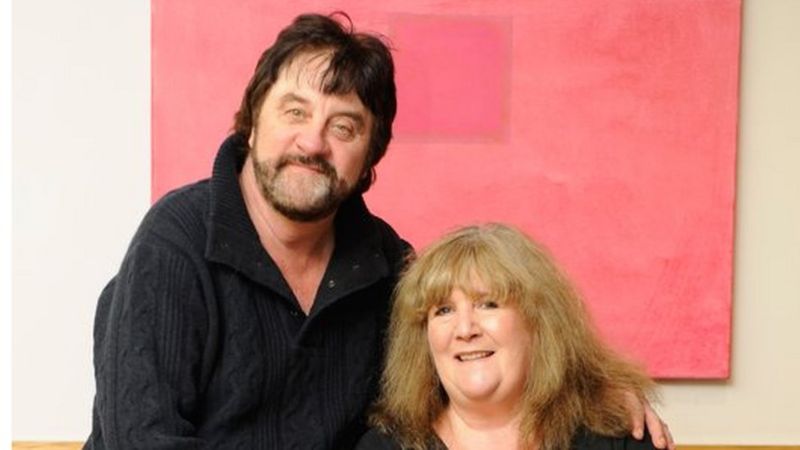 Steve Halliwell: Emmerdale's Zak Dingle actor dies aged 77 - BBC News