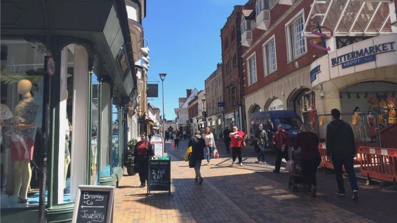 Ipswich town centre study will look at 'must change' future - BBC News