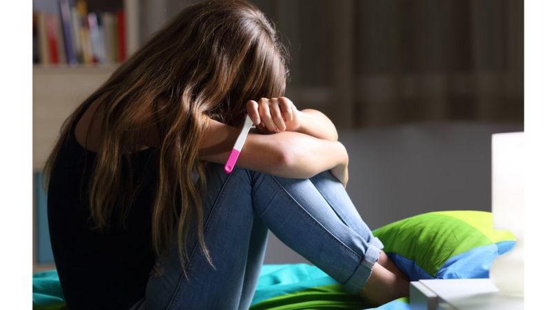 Adolescentes Britânicos Trocam Sexo Por Relacionamentos Online E