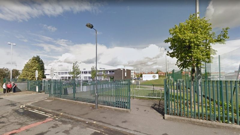 'Inadequate' Heaton Manor School faces second takeover - BBC News