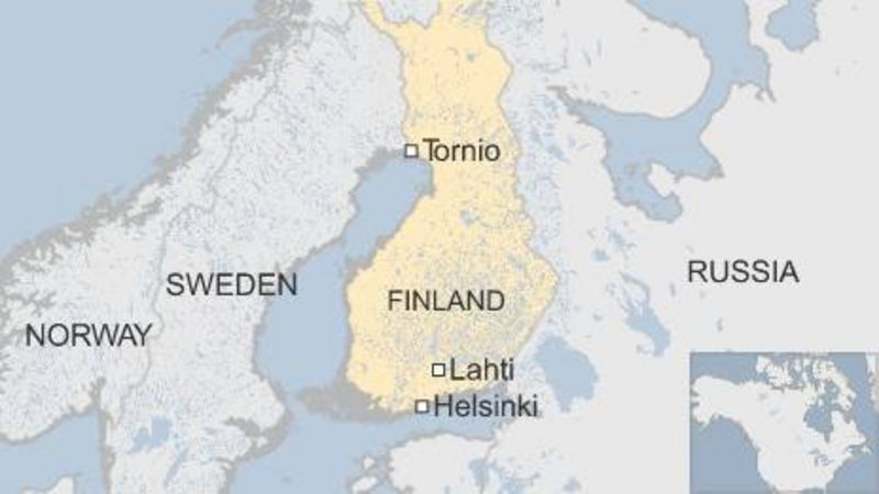 Migrant crisis: Finland protesters throw fireworks at buses - BBC News