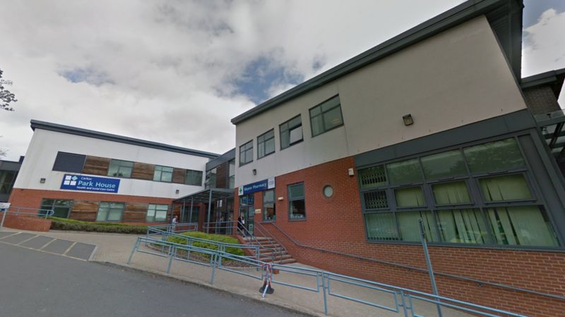 Carlton GP defends missed appointments sign in surgery - BBC News