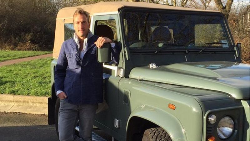 Defenders of the famous - Land Rover-loving celebrities - BBC News