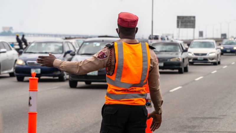 Lagos Third Mainland Bridge: Six months of traffic woe in Nigeria - BBC ...