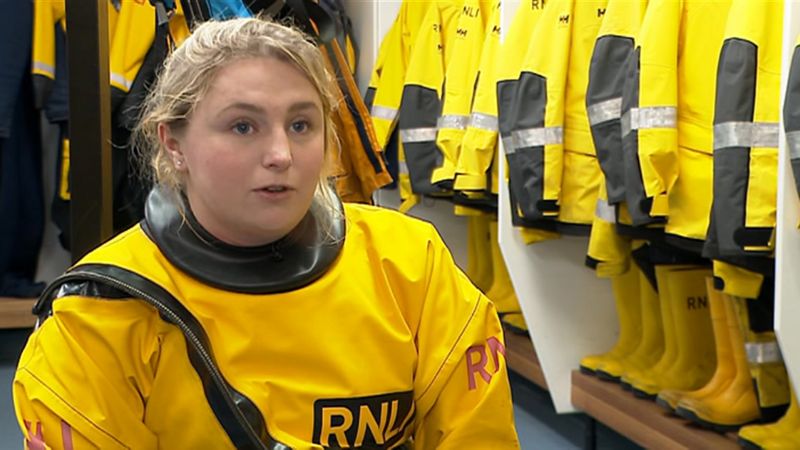 Whitby lifeboat station appoints first female skipper - BBC News