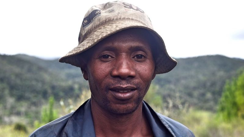 Biodiversity heroes: The teenagers saving Madagascar's wildlife - BBC News