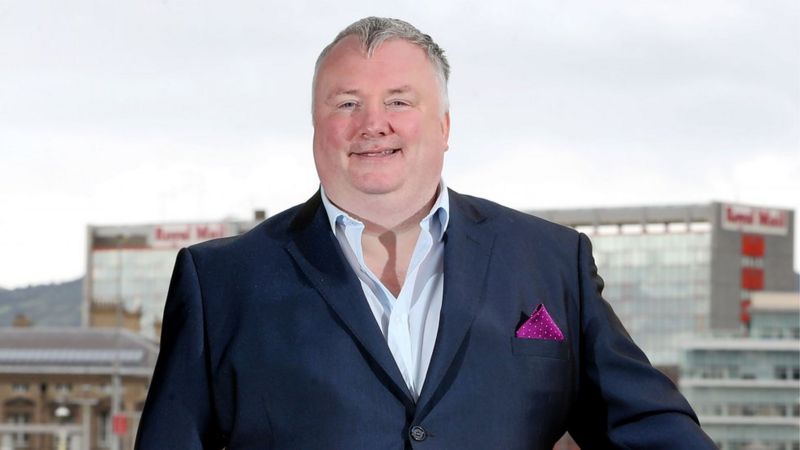 Stephen Nolan wins gold at radio industry awards - BBC News