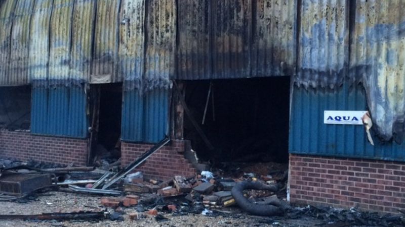 Fire at Ross-on-Wye industrial estate causes "bomb-like" explosions ...
