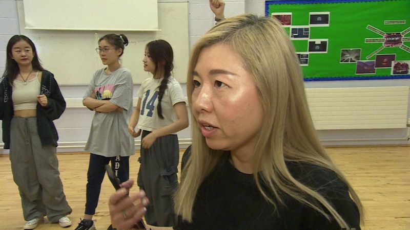 Southampton's Unity 101 community radio celebrates diversity - BBC News