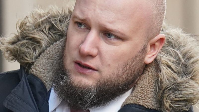 How jurors helped uncover plot to fix drugs trial - BBC News