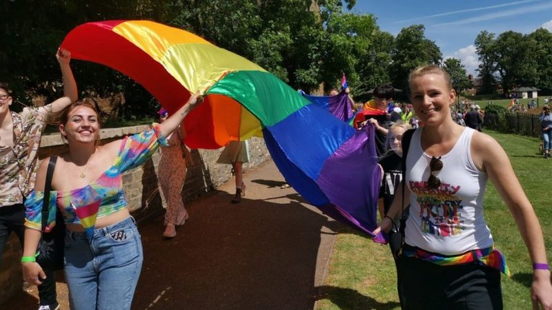 Oakham hosts its first ever Pride event - BBC News