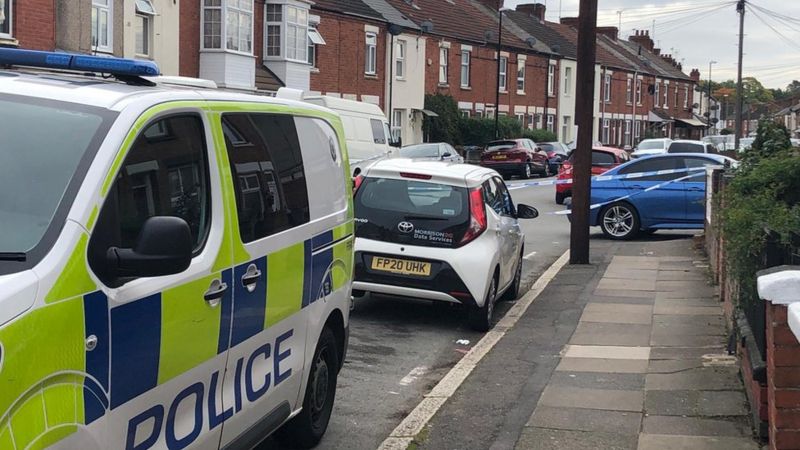 Murder arrests after stabbing outside Coventry mosque - BBC News
