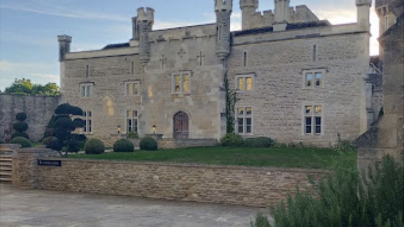 Bath Rugby's training ground to become a wedding venue - BBC News