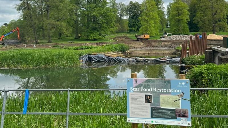 Northamptonshire estate's 17th Century pond gets a new look - BBC News