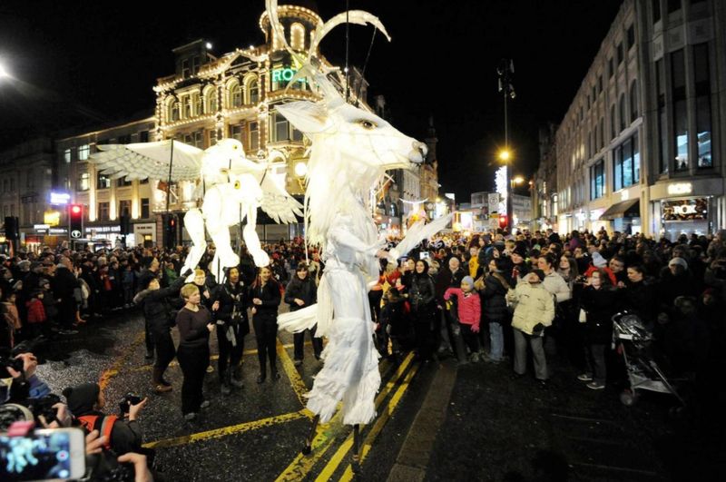 New Year celebrated at Newcastle and Gateshead's Winter Festival - BBC News