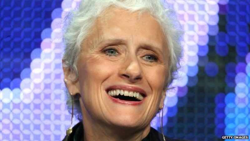 Author Sarah Hilary wins Harrogate crime novel award - BBC News