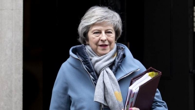 Brexit: Jeremy Corbyn demands election to 'break deadlock' - BBC News