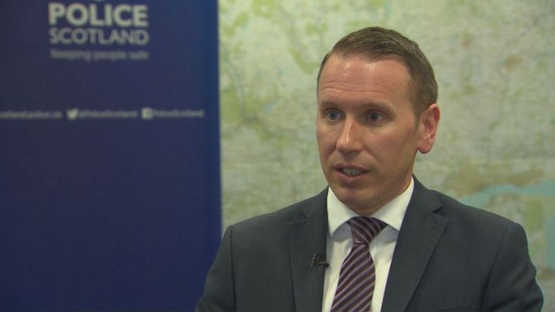 Steven Donaldson murder: Three jailed for killing oil worker - BBC News