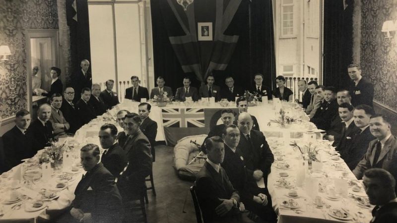 The Goldfish Club: The exclusive society of air-sea crash survivors ...