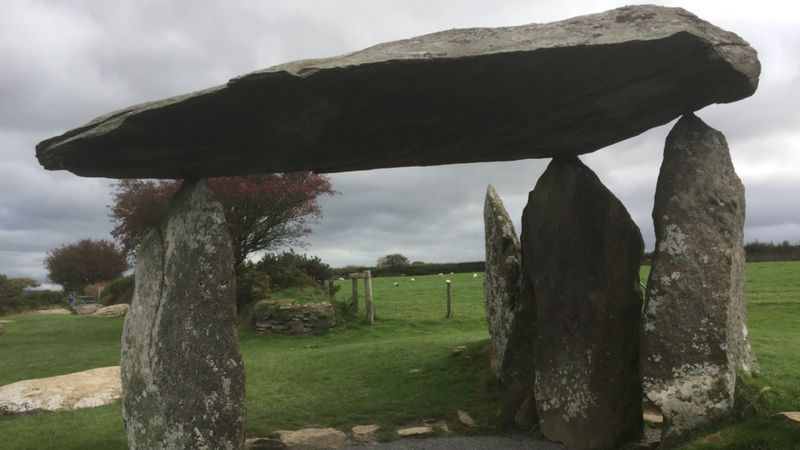 What do Medieval carved stones and Celtic crosses in Wales symbolise ...