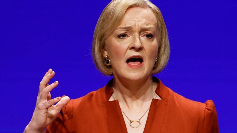 Faisal Islam: Is Truss's growth plan running out of time? - BBC News