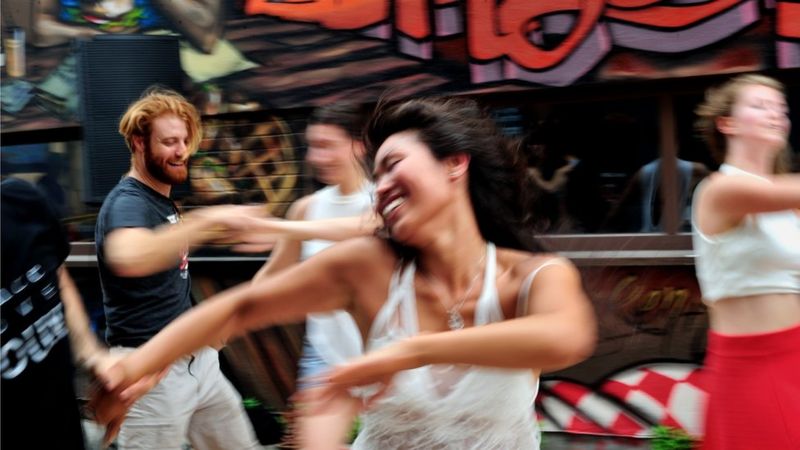 Your pictures: Dance - BBC News