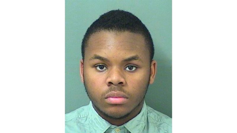 US 'fake doctor' says he offered alternative medicine - BBC News