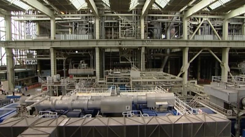 Remembering 'landmark' Fawley Power Station ahead of demolition - BBC News