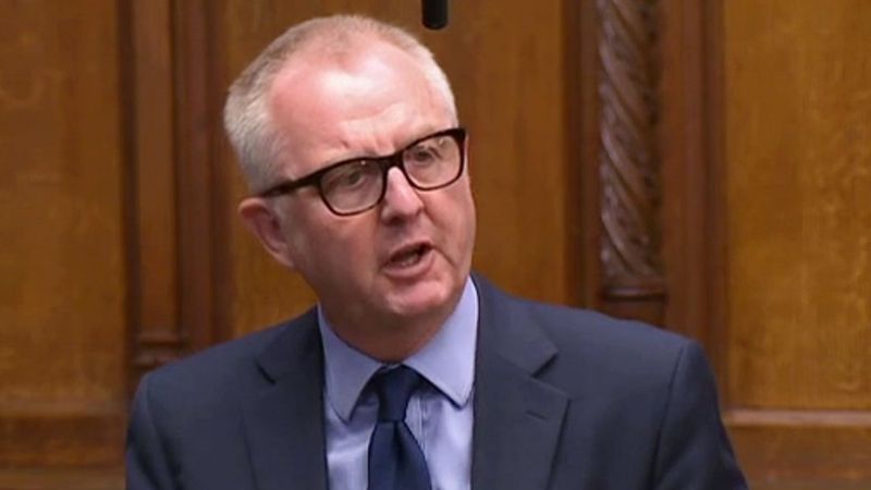 Ian Austin: Who is the latest MP to quit Labour? - BBC News