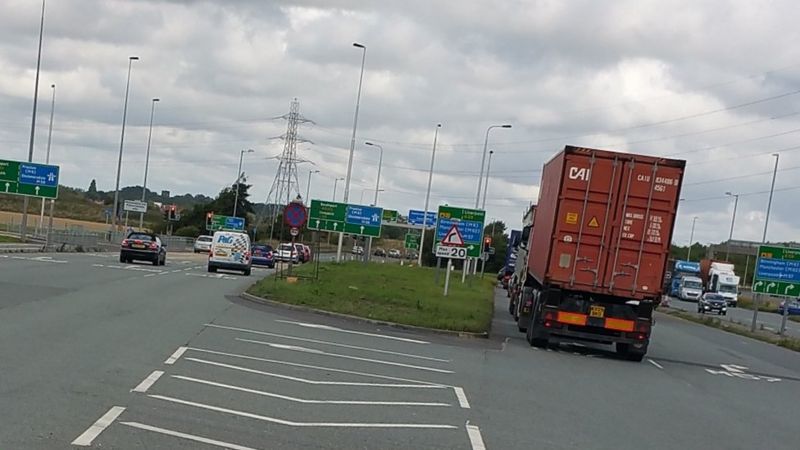 LED road studs to 'improve safety' at Switch Island junction - BBC News